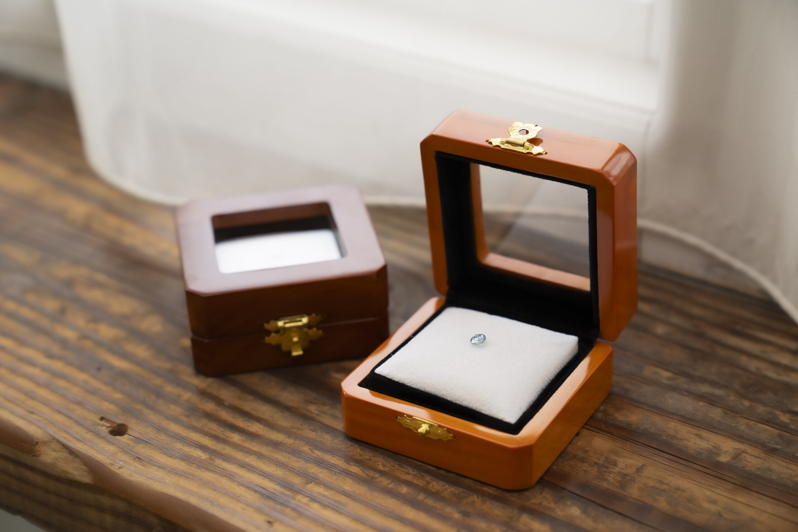 年末年始営業時間のご案内 | 遺骨ダイヤモンド・遺灰ダイヤモンドの製造 ライフジェムジャパン 公式サイト